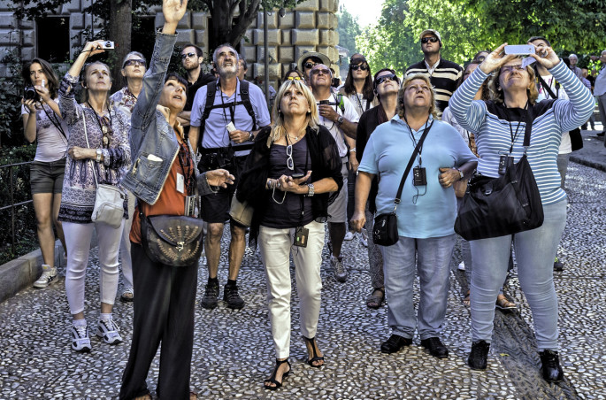 Escapade Across Europe with Contiki - TourRadar