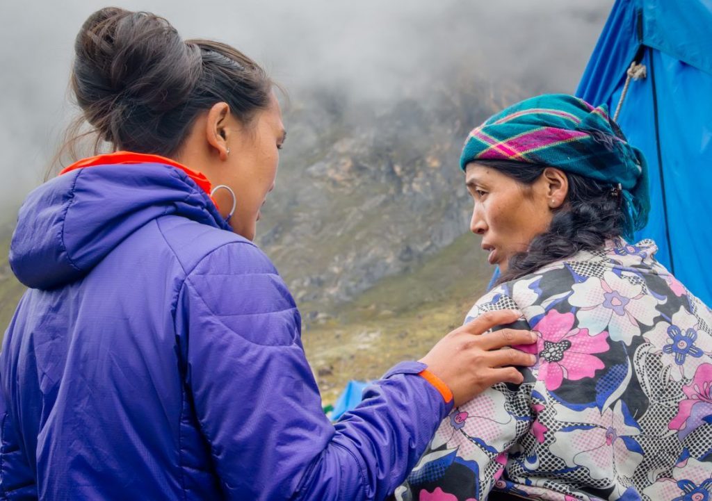 Meet Pasang Lhamu Sherpa Akita: The First Female Nepali Mountaineering ...