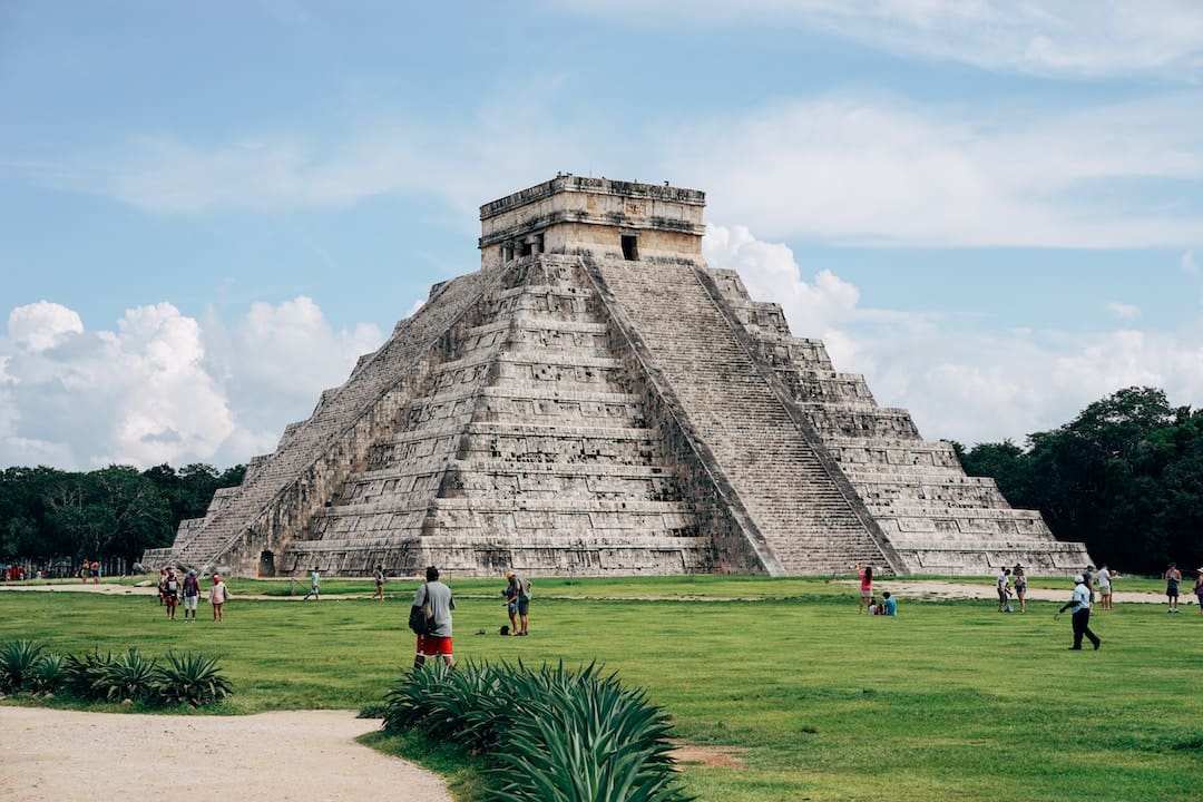 Machu Picchu vs. Chichen Itza: How to Decide - Days to Come