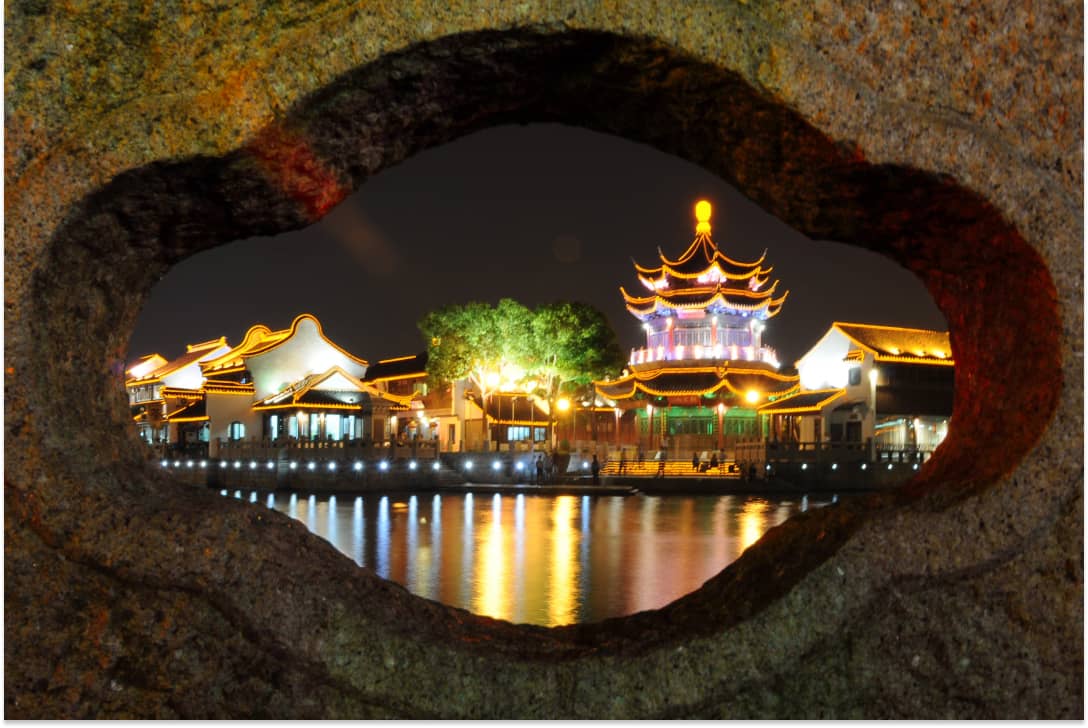 Uncover the Secrets of Suzhou - The Venice of the East - Days to Come