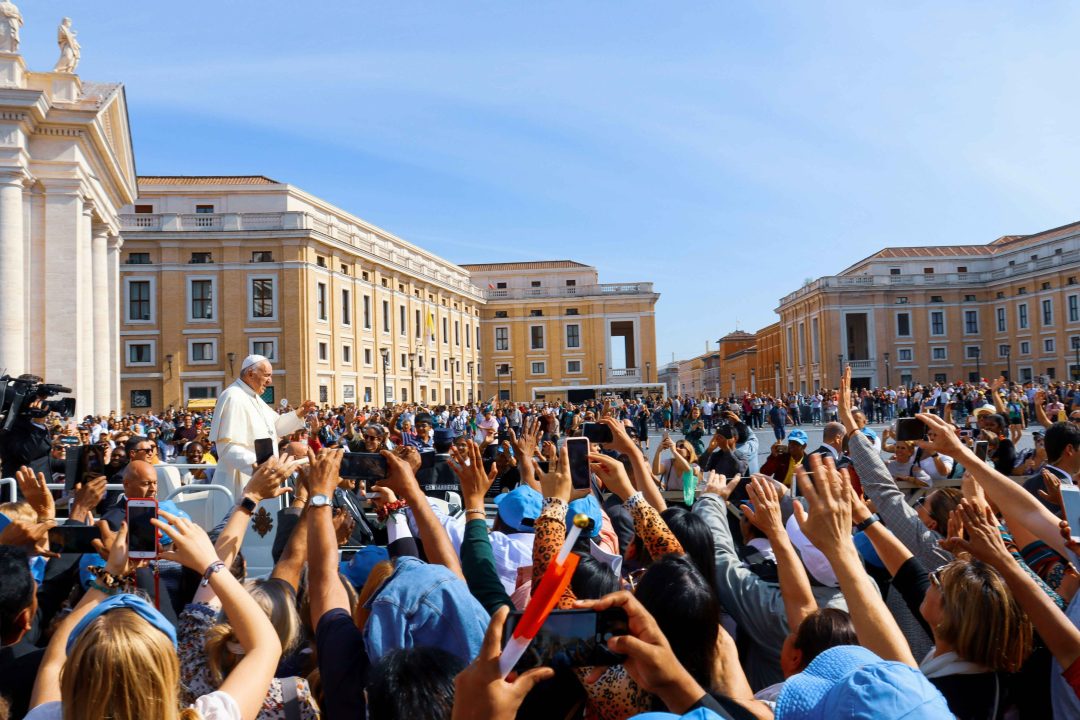 Your Guide to Easter Around the World - Days to Come