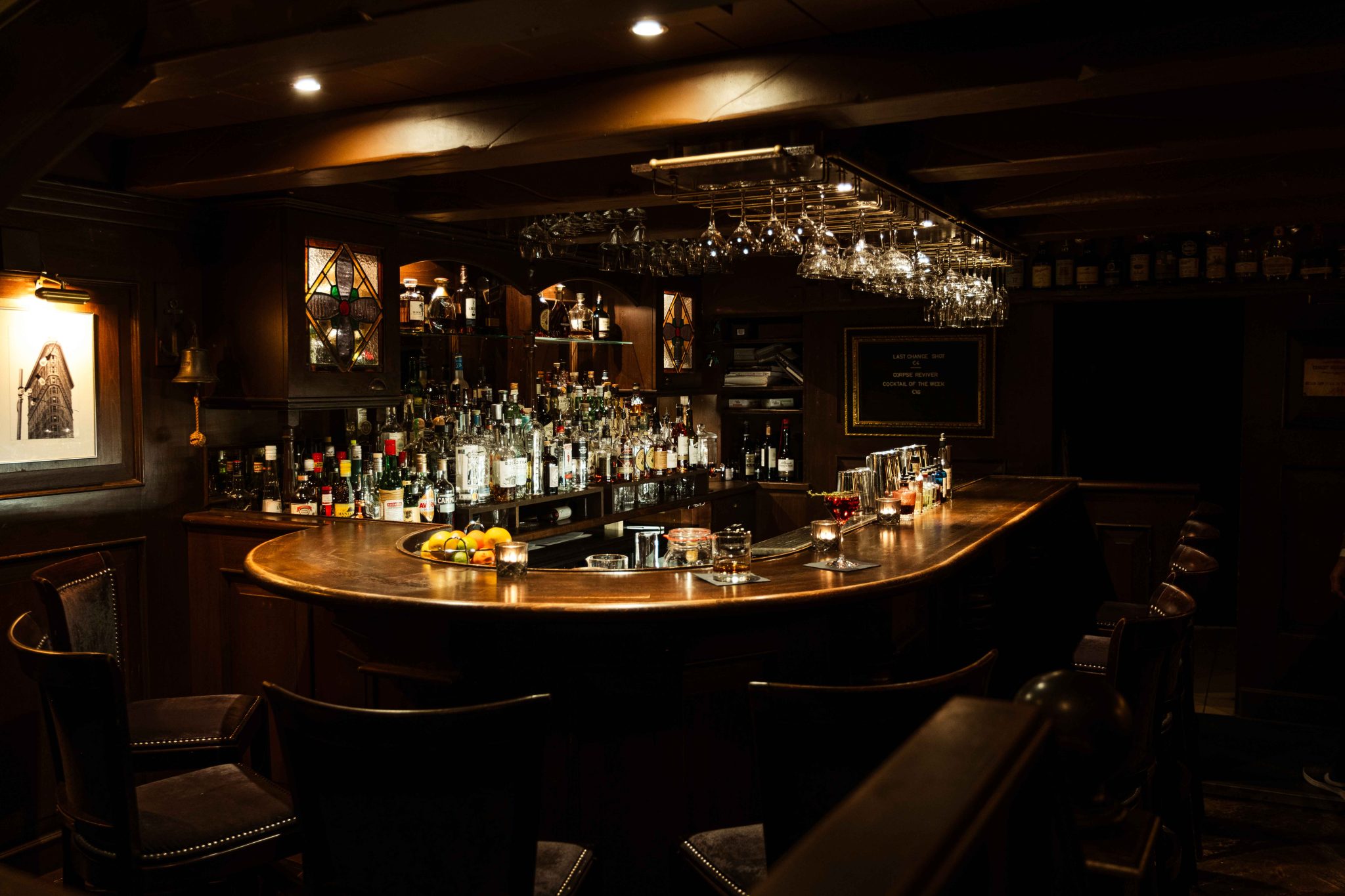 Your Guide to Amsterdam's Secret Bars and Speakeasies - Days to Come